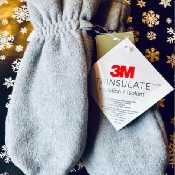 3M Thinsulate | Accessories | Nwt Thinsulate Grey Mittens | Poshmark
